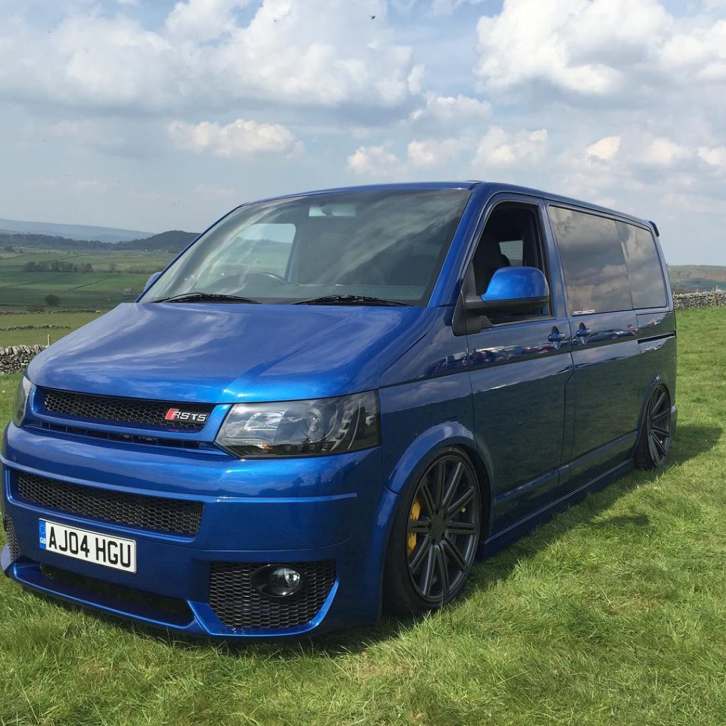 AWD-VW-Transporter-T5-van-with-an-Audi-RS4-V8-and-drivetrain-01 - Turbo ...