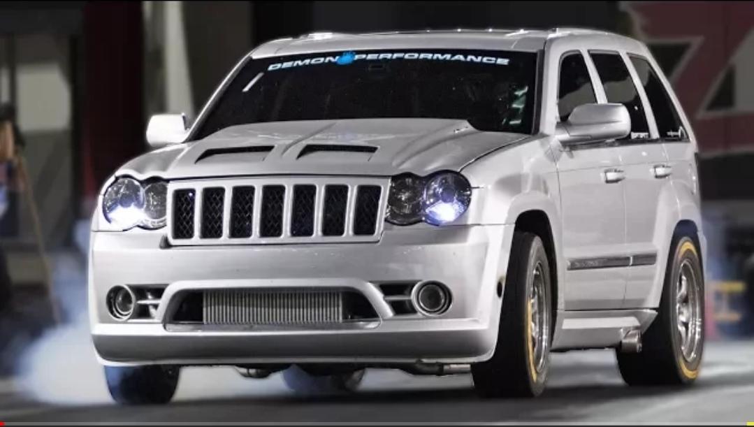 Twin Turbo JEEP - It SOUNDS AMAZING! - Turbo and Stance