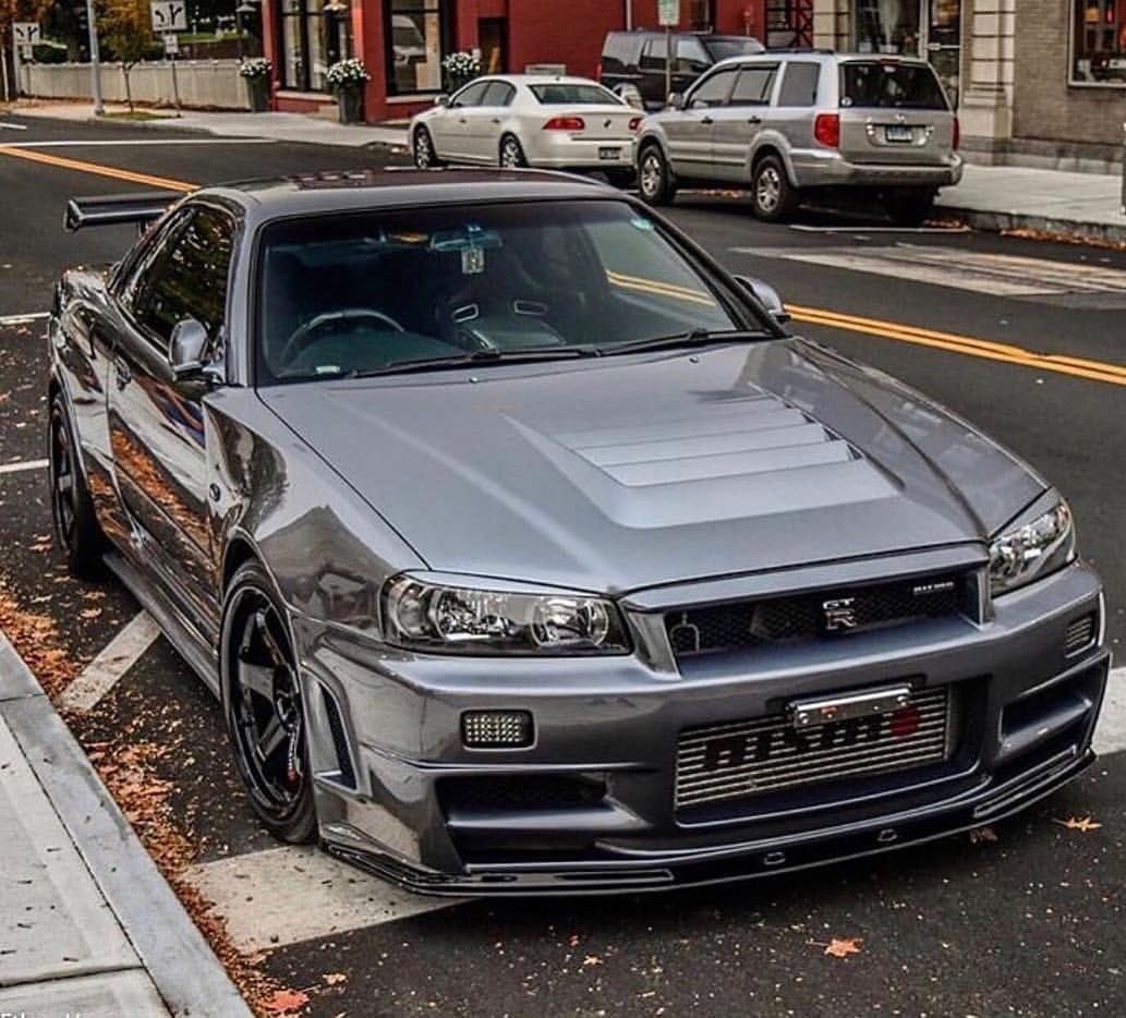 Nissan Skyline Ultimate Sounds Compilation - Turbo and Stance