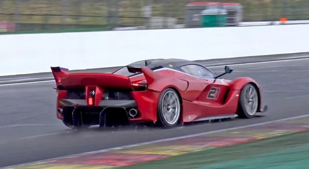 $3.0 Million Ferrari FXX K - INSANE V12 EXHAUST SOUNDS! - Turbo and Stance