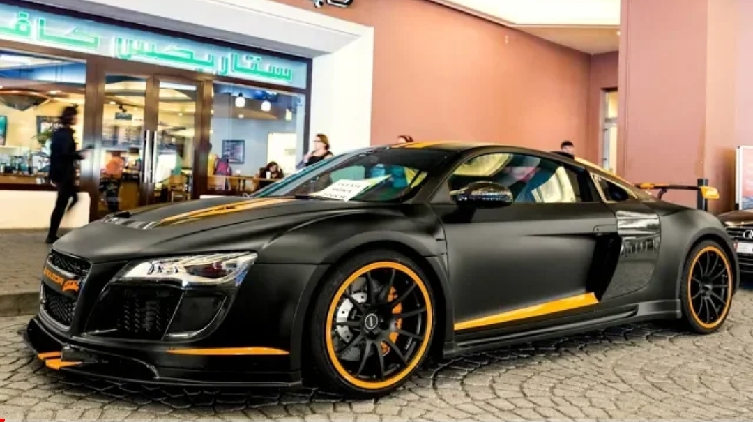 AUDI R8 Top Exhaust Sounds compilation - Turbo and Stance