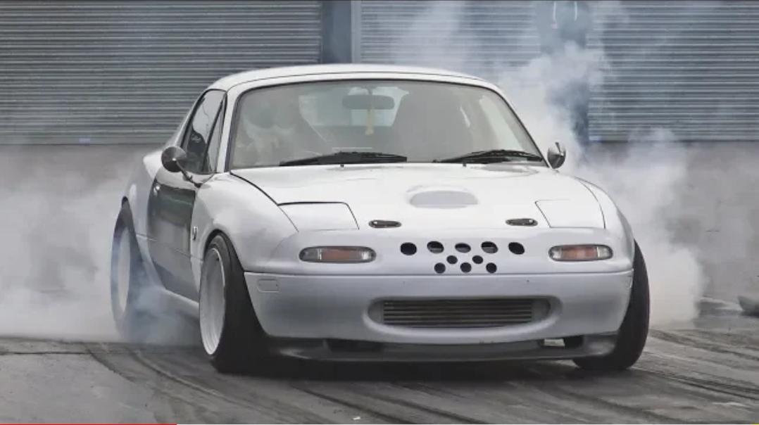 2JZ Swapped Mazda MX-5 at Santa Pod Raceway - Turbo and Stance