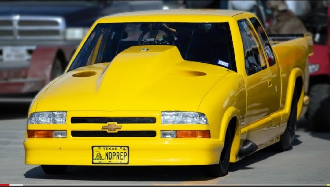 FIRST TIME Driving a 3000HP S10 - He KILLS it!! - Turbo and Stance