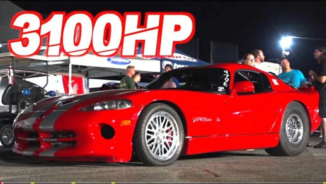 3100HP Turbo Viper Screams 8200RPM to 209MPH