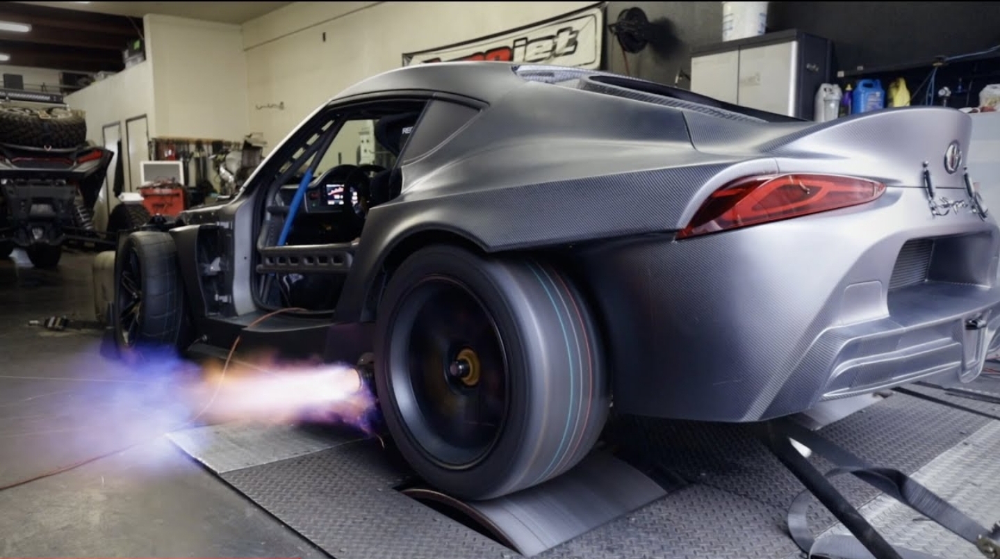 This MK5 Supra with a V10 is a true eargasm! - Turbo and Stance