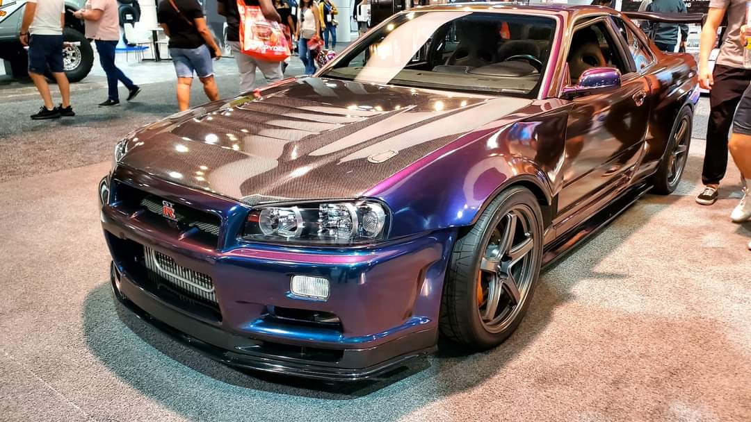 These guys body swapped an R34 GT-R on a R35 GT-R